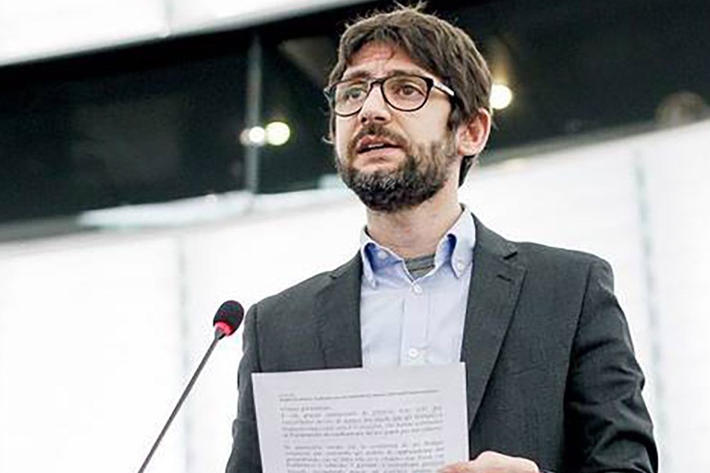 Covid, Zullo (M5S): Serve informazione chiara. Si dica chi ha deciso ...