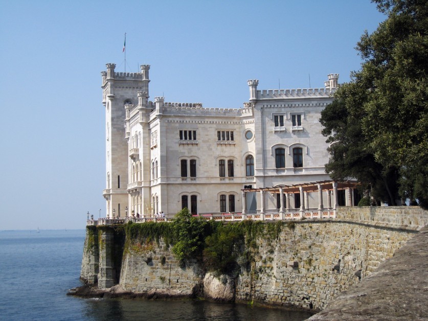 (Ri)scoprire Trieste, da piazza Barbacan a Villa Revoltella - TRIESTE.news