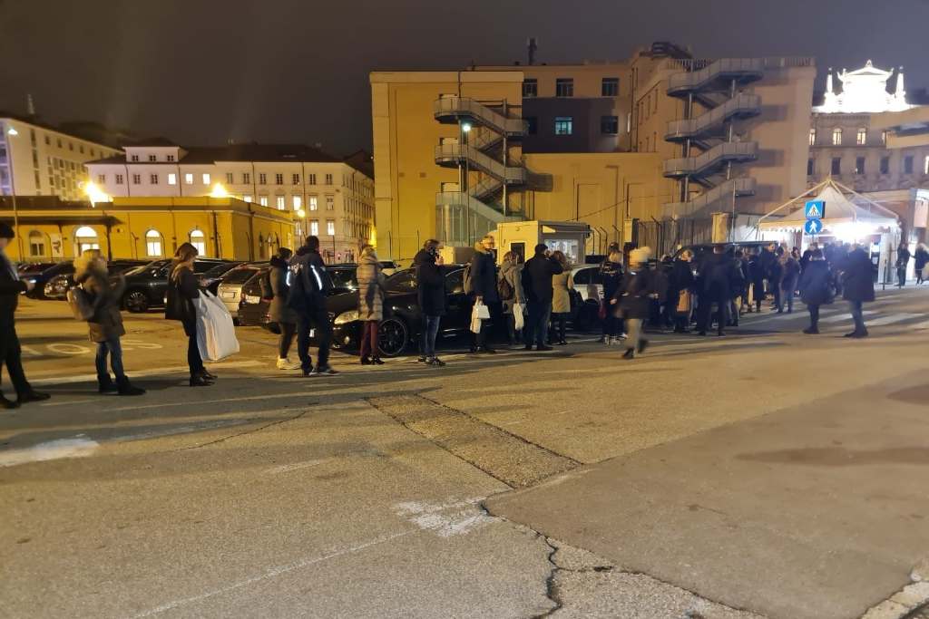 Zalukar (Gr misto) 'Parcheggio Molo IV fuori uso, disagio per turisti e ...