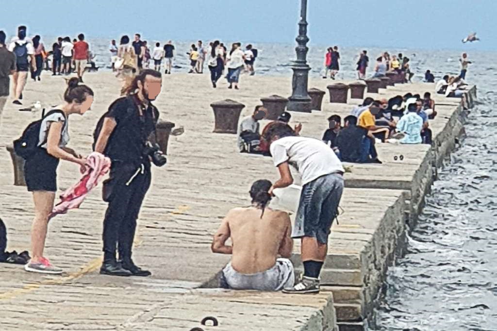 Trieste, flash mob di Extintion Rebellion contro i nuovi progetti SIOT ...