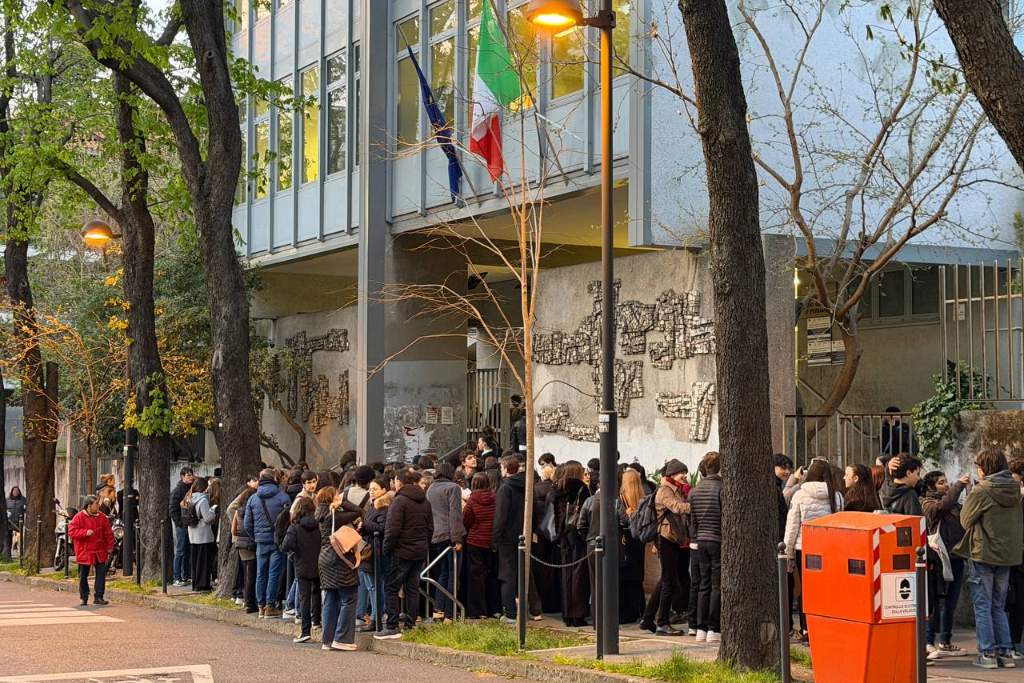 Liceo Petrarca: rientrati gli studenti, “Notte dei Classici” riprende ...