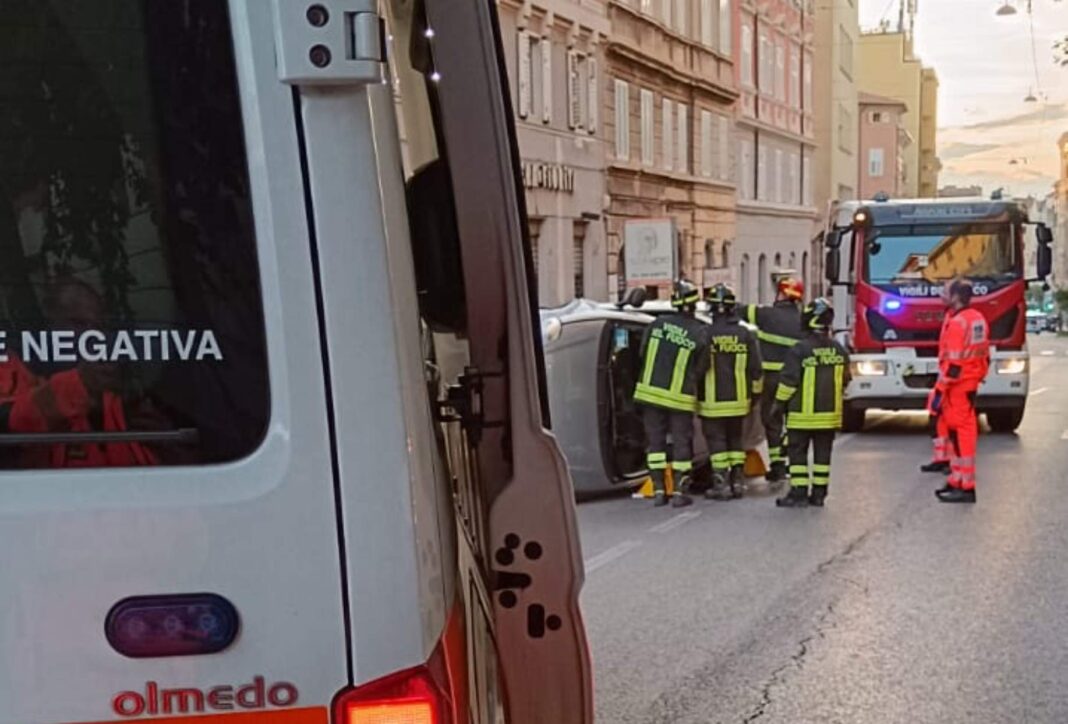 Ubriaco al volante, si cappotta in via dell’Istria: traffico ...